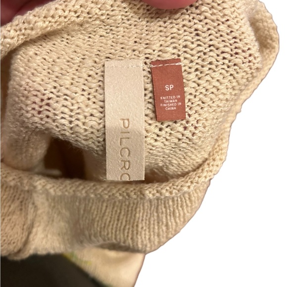 Pilcro | Sweaters | Anthropologie Pilcro Cream Sunflower Floral ...